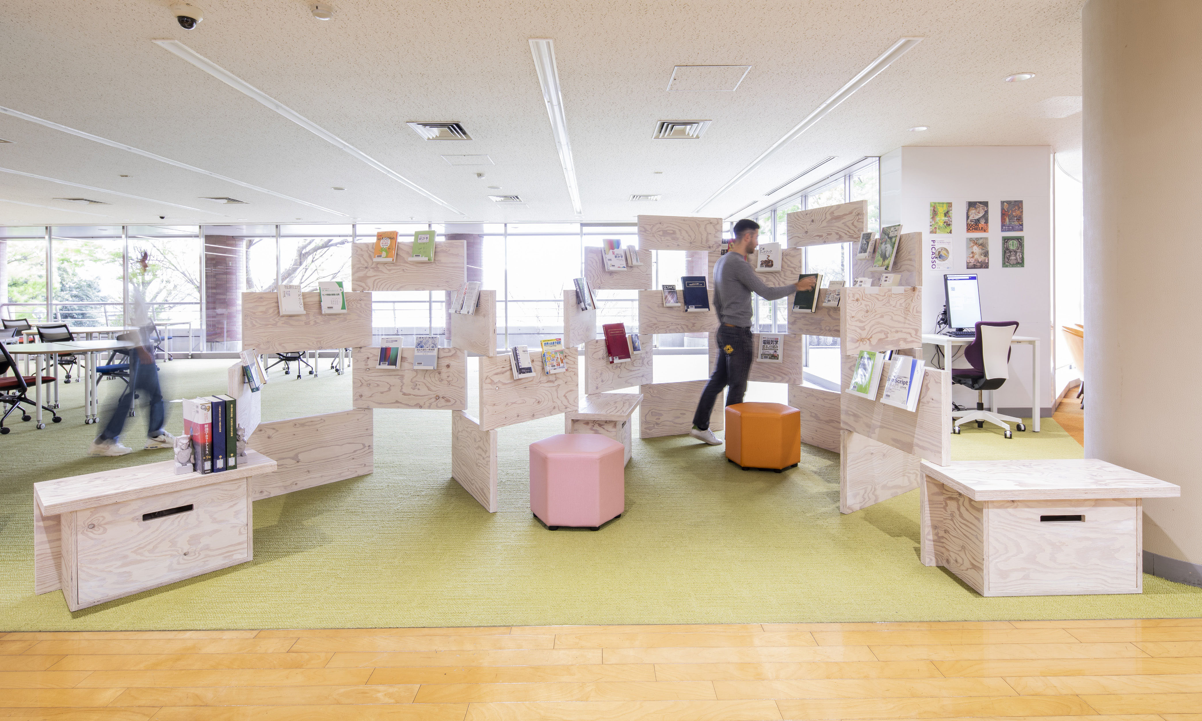 Yagami Library Shelf - Keio University
